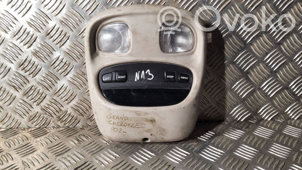 VF9822824435 Jeep Grand Cherokee (WJ) Etuistuimen valo, 10,00 € | OVOKO