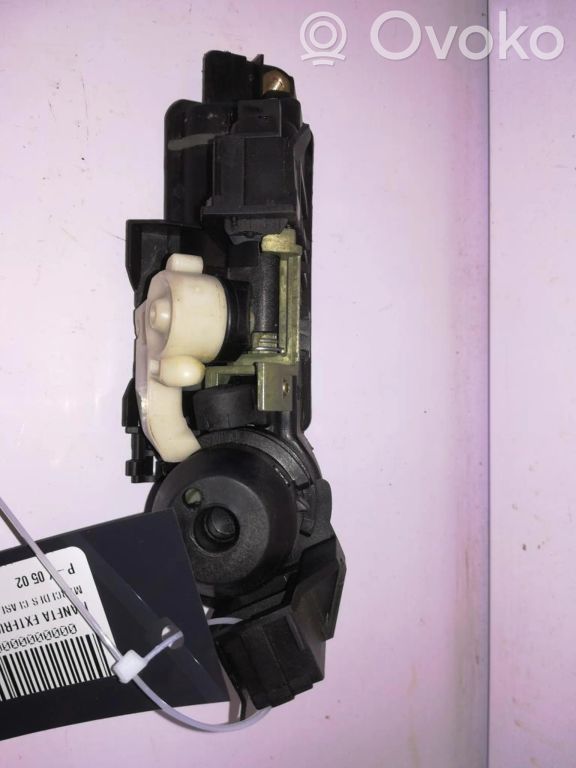 A2037500693 Mercedes-Benz E W211 Išorinė bagažinės atidarymo rankena ...