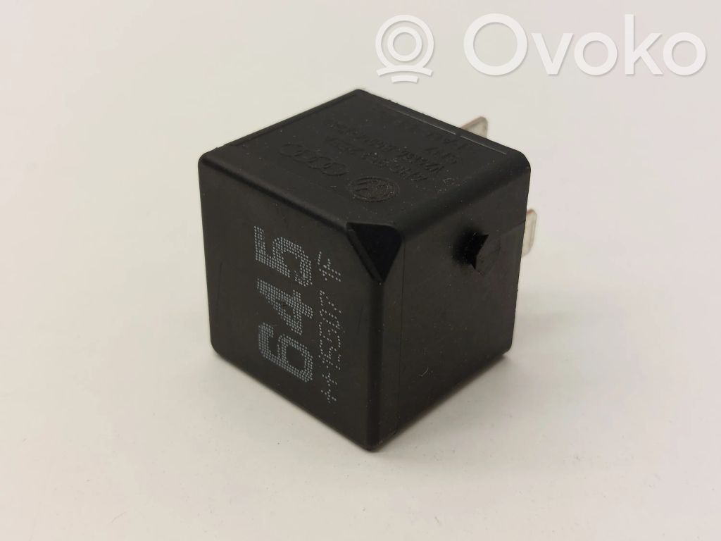 4H0951253A Volkswagen PASSAT B8 Other relay, €15.00 | RRR