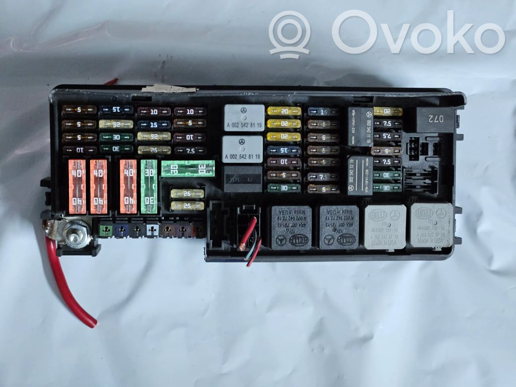A1645403372 Mercedes-Benz GL X164 Boîte à fusibles, 29,00 € | OVOKO