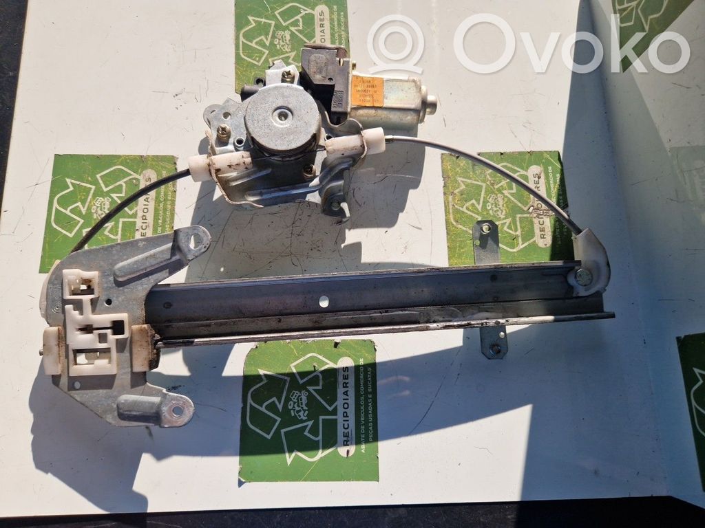 8073189913 Nissan X-Trail T30 Rear window lifting mechanism without ...