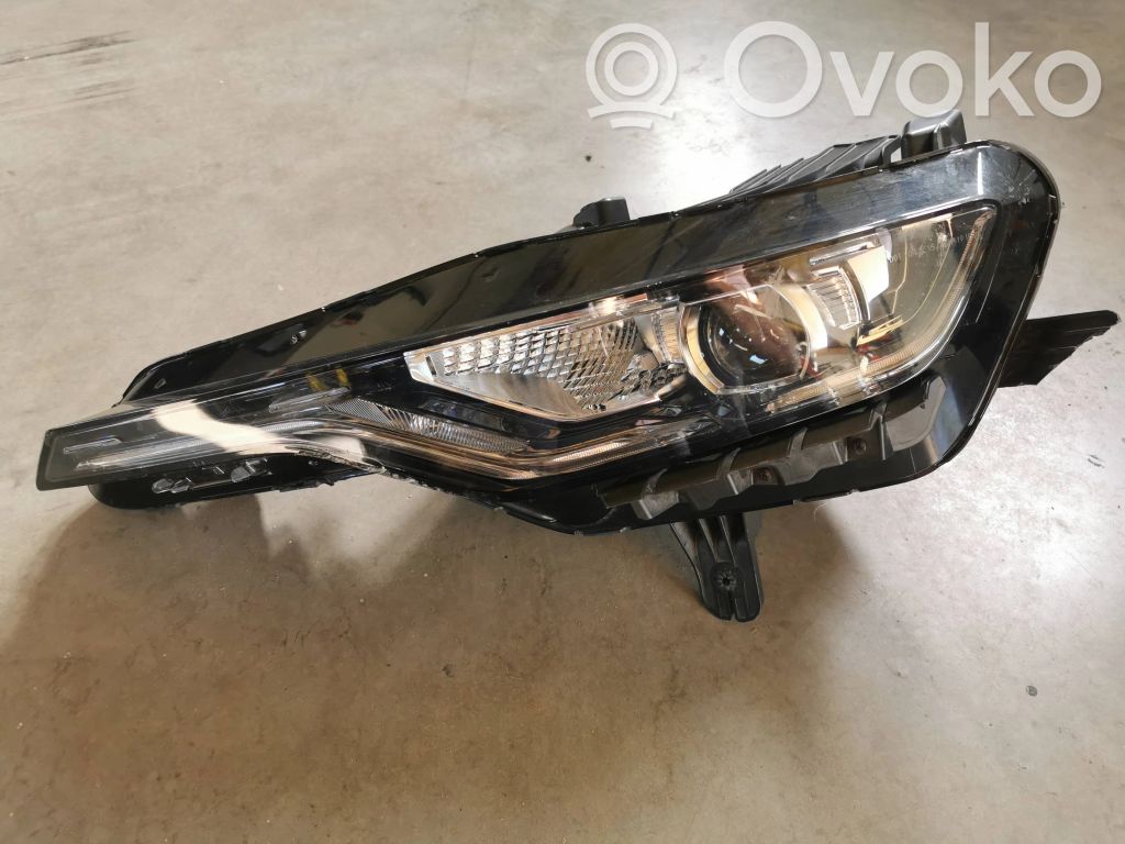 84756147 Chevrolet Corvette C7 Headlight/headlamp, €99.00 | RRR