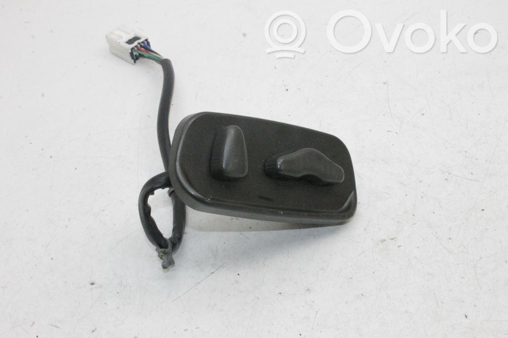 Nissan Pathfinder R51 Seat control switch, €100.00 | RRR