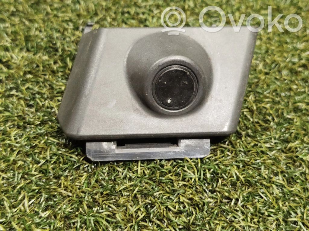 303654 Ford Transit Custom Front parking sensor holder (PDC), €22.00 | RRR