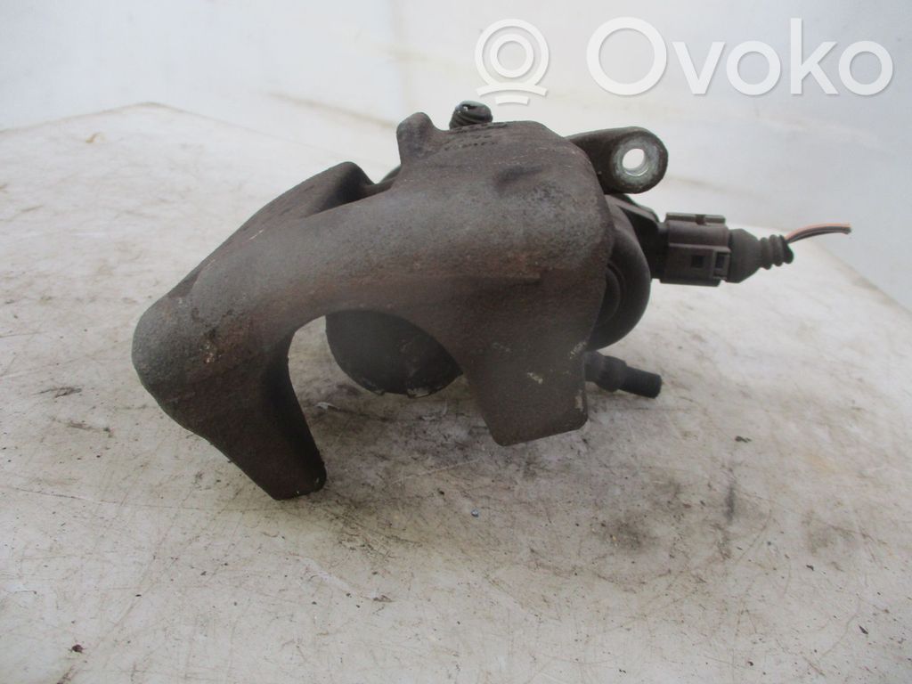 8K0615404B Audi A4 S4 B8 8K Takajarrusatula, 52,60 € | OVOKO
