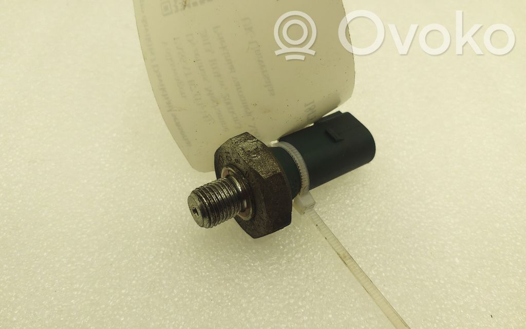 036919081C Volkswagen PASSAT B7 Capteur de pression d'huile, 4,99 € | OVOKO