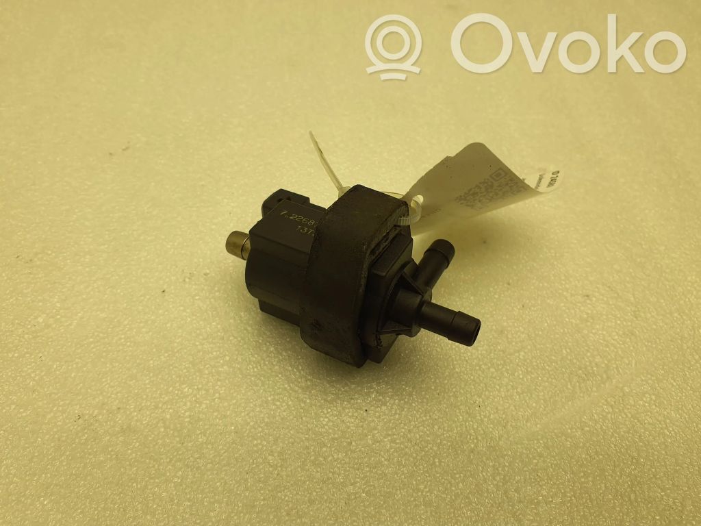 72268727 Jaguar XJ X351 Électrovanne turbo, 4,99 € | OVOKO