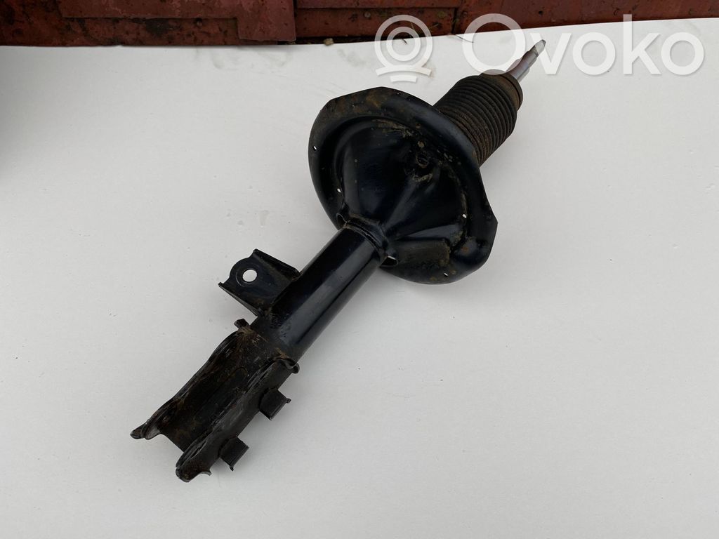 54661 2H000 Hyundai Elantra Front shock absorber/damper, €20.00 | RRR
