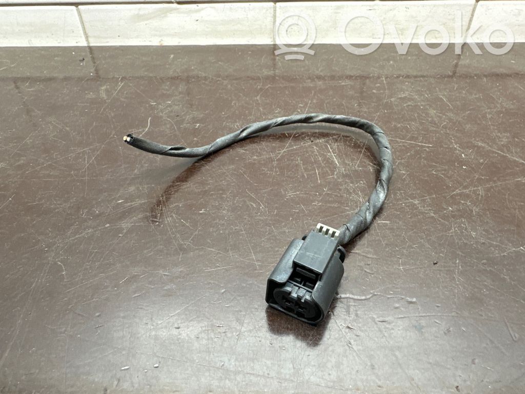 A0525453826 Mercedes-Benz E W213 Autres faisceaux de câbles, 5,00 € | OVOKO