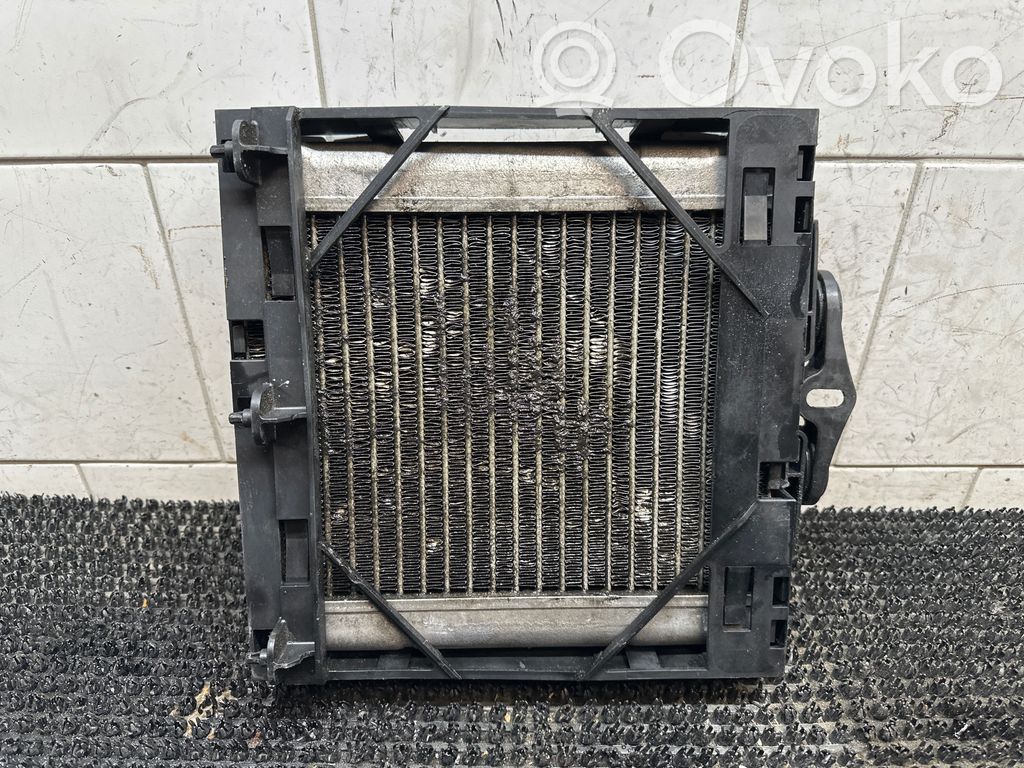 7572542 BMW 6 F12 F13 Engine oil radiator, €22.00 | RRR