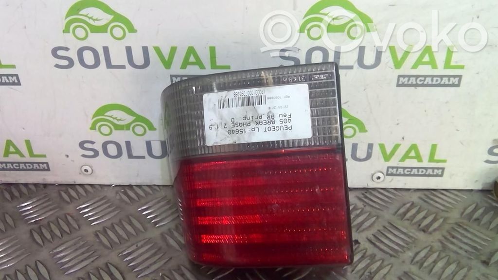 635170 Peugeot 405 Feux arrière / postérieurs, 25,00 € | OVOKO