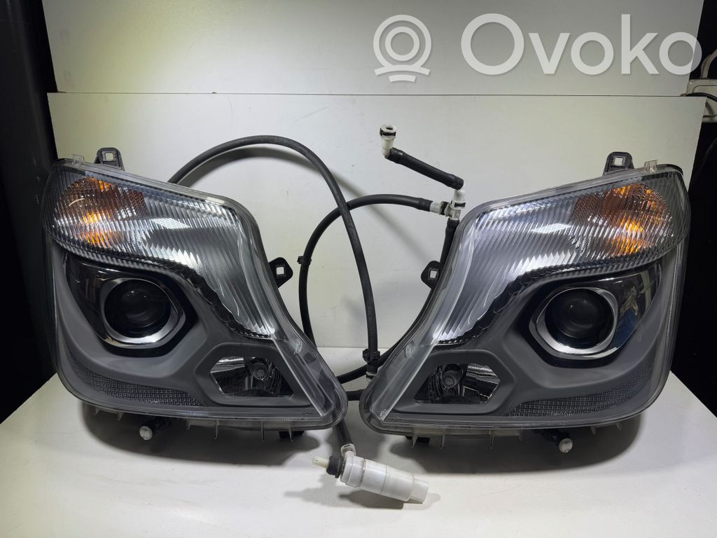 A9068206300 Mercedes-Benz Sprinter W906 Lot de 2 lampes frontales ...