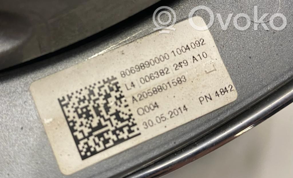 STU636 Mercedes-Benz C W205 Grille calandre supérieure de pare-chocs ...