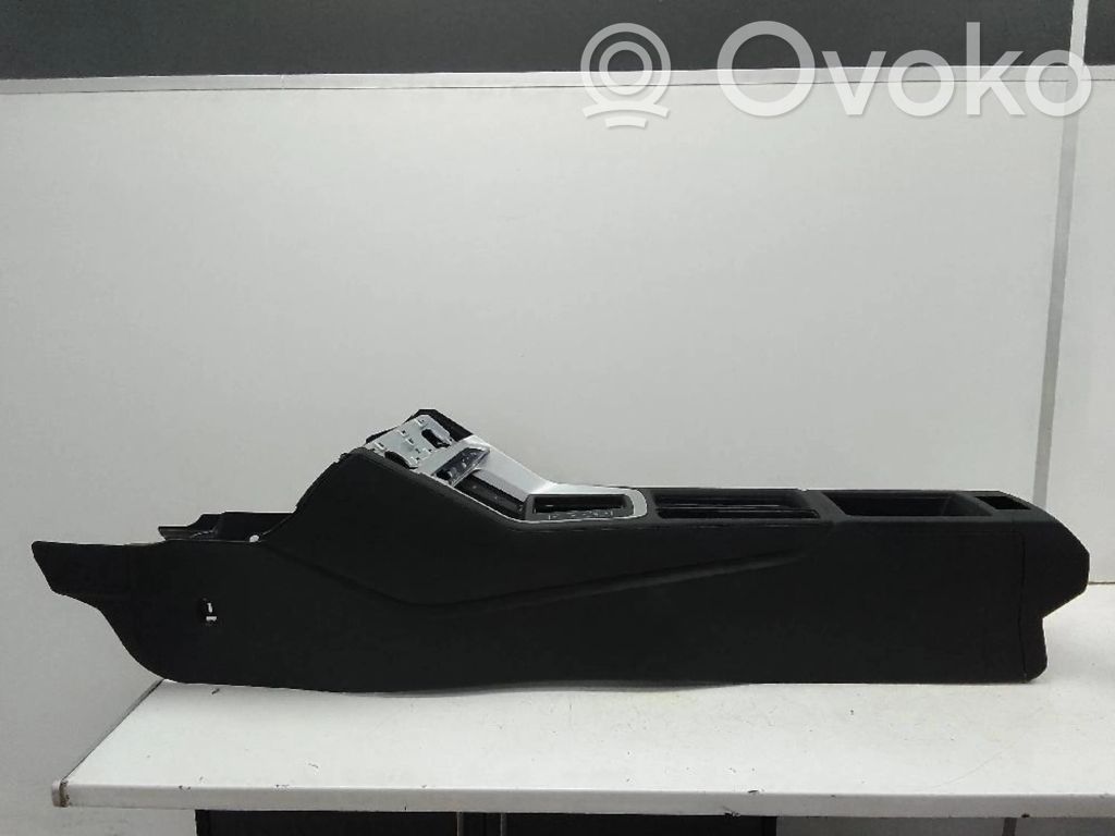 SINREFERENCIA Audi Q3 F3 Center console, €175.45 | RRR