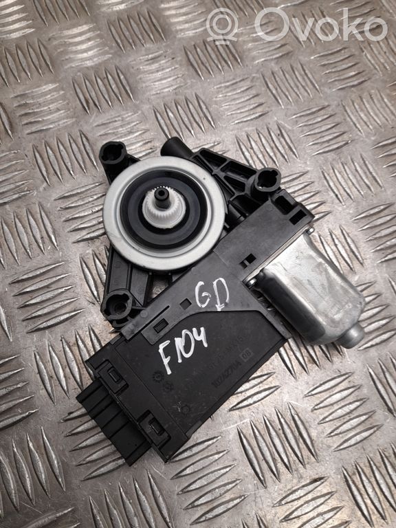 32283266 Volvo XC40 Galinis varikliukas langų pakėlėjo, 28,00 € | RRR