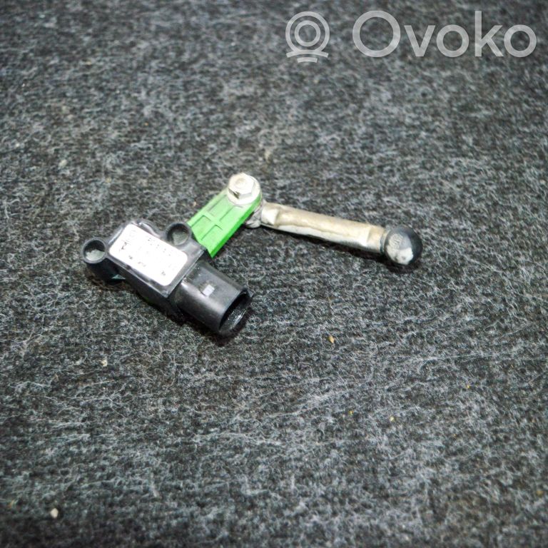7P0616571 Volkswagen Touareg II Rear air suspension level height sensor ...