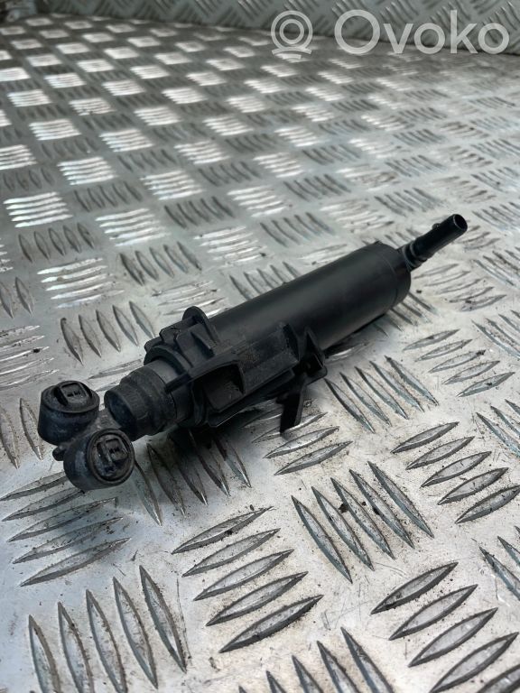 8T0955102D Audi A5 Sportback 8TA Buse de lave-phares, 30,00 € | OVOKO