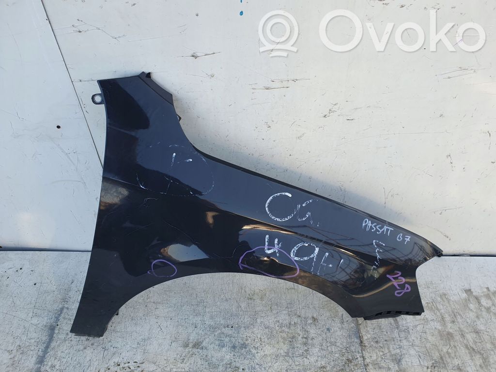 Volkswagen PASSAT B7 Крыло, 94,12 € | RRR