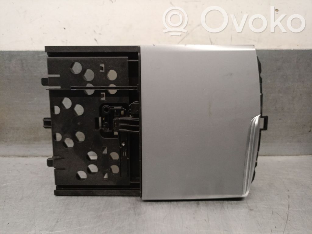 51169330629 BMW 5 G30 G31 G38 Center console, €78.09 | RRR