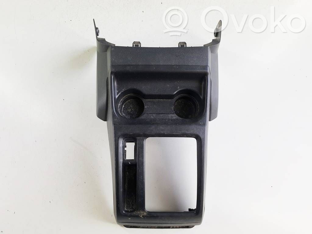 Isuzu D-Max Center console, €23.29 | RRR