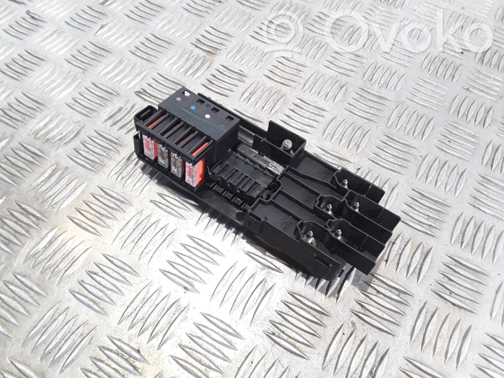 1645450201 Mercedes-Benz ML W164 Module de fusibles, 15,00 € | OVOKO