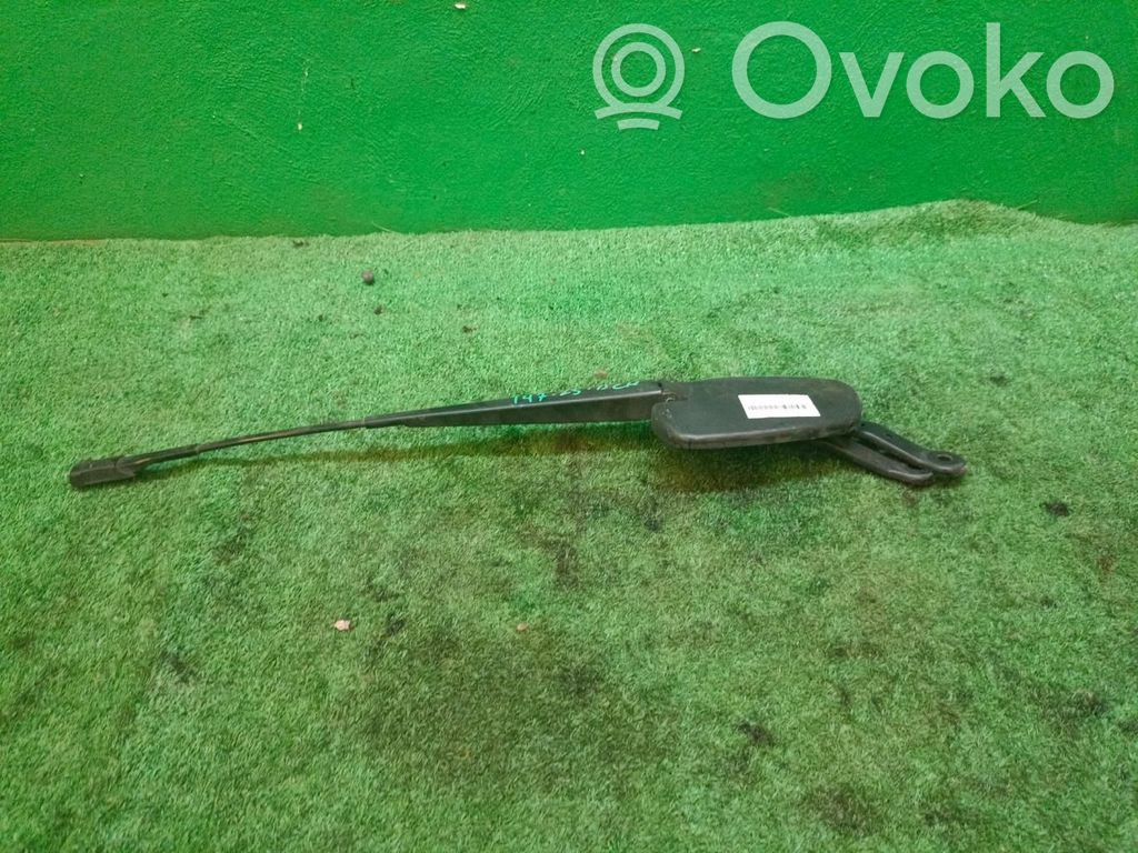 A1768203600 Mercedes-Benz CLA C117 X117 W117 Etupyyhkimen sulan varsi ...