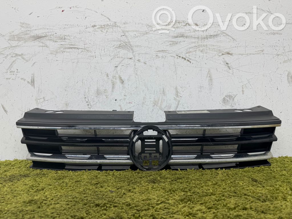 5na853653 Volkswagen Tiguan Front bumper upper radiator grill, €46.82 | RRR