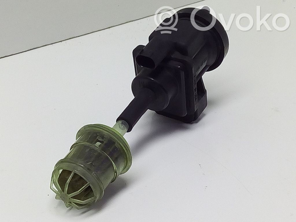 4715396 Mercedes-Benz A W168 Turbo solenoid valve, €6.40 | RRR