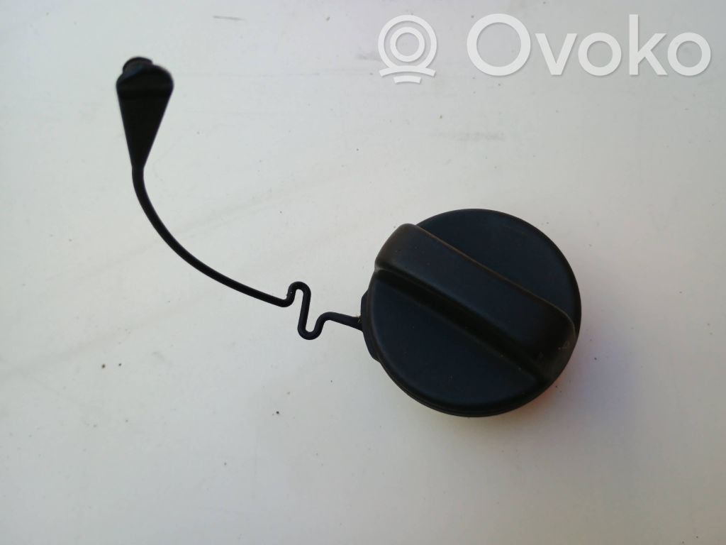 2AD Toyota RAV 4 (XA30) Fuel tank filler cap, €5.88 | RRR