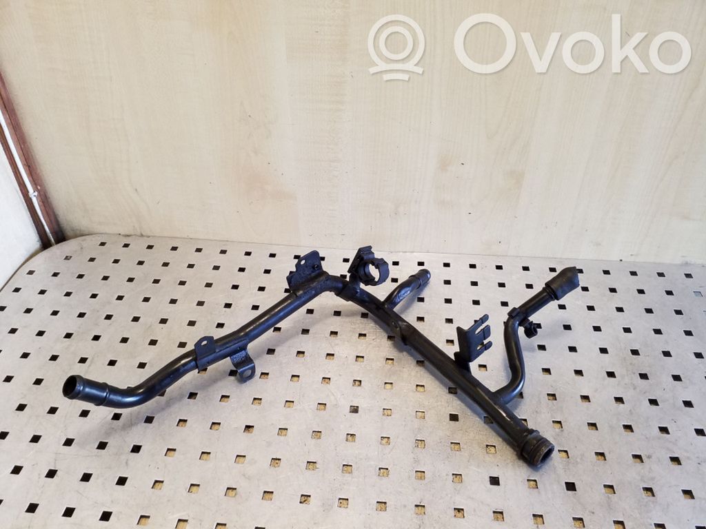 038121065BG Volkswagen Golf IV Engine coolant pipe/hose, €18.00 | RRR