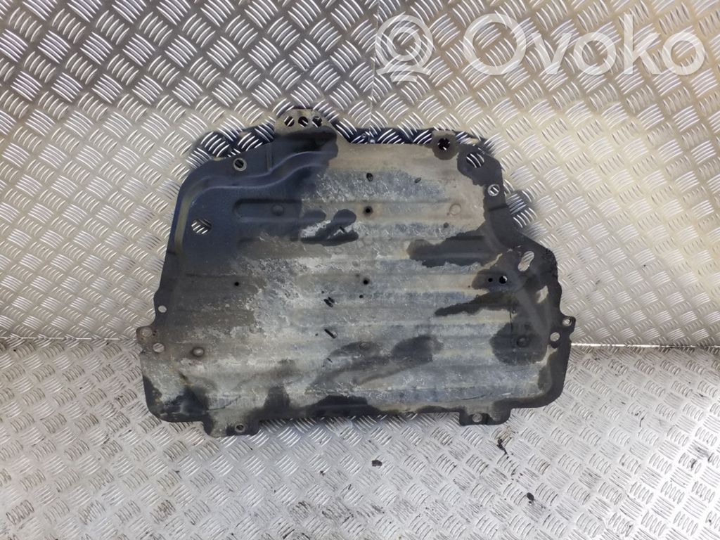 Land Rover Freelander 2 - LR2 Engine splash shield/under tray, €40.00 | RRR