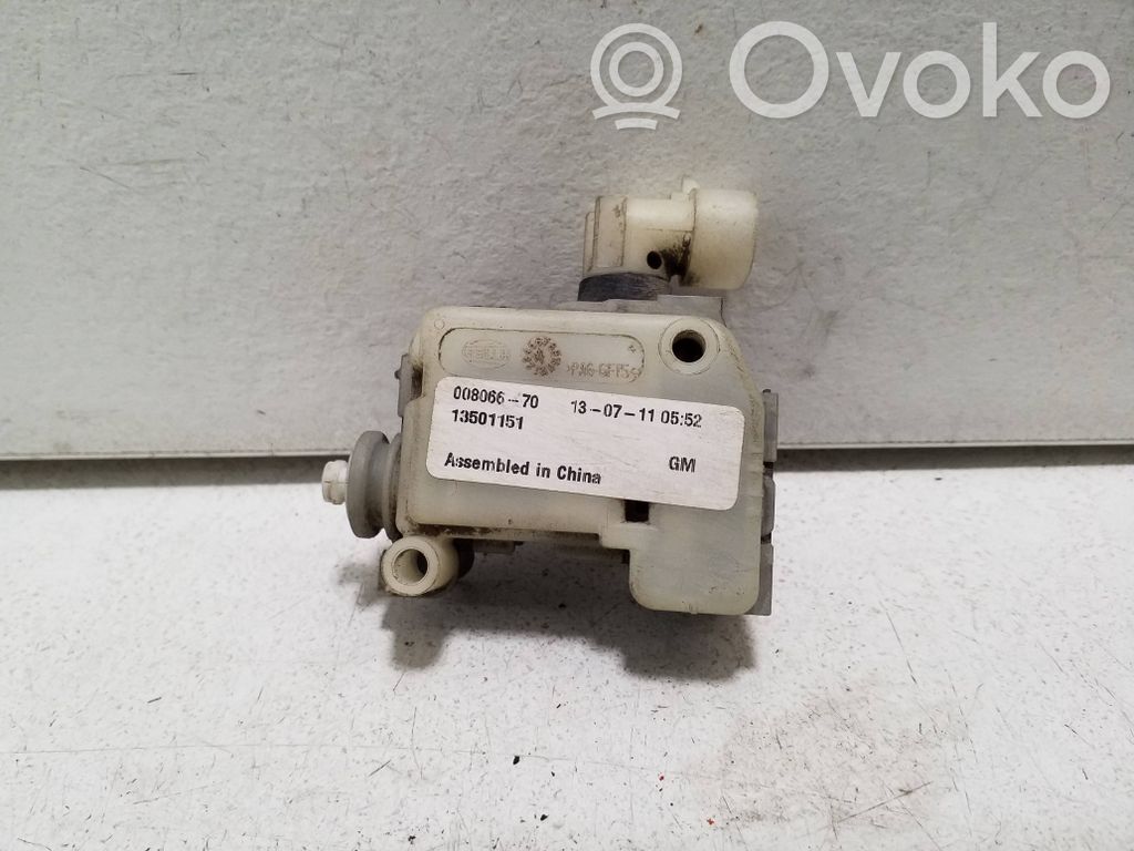 13501151 Chevrolet Orlando Moteur de verrouillage trappe à essence, 10 ...