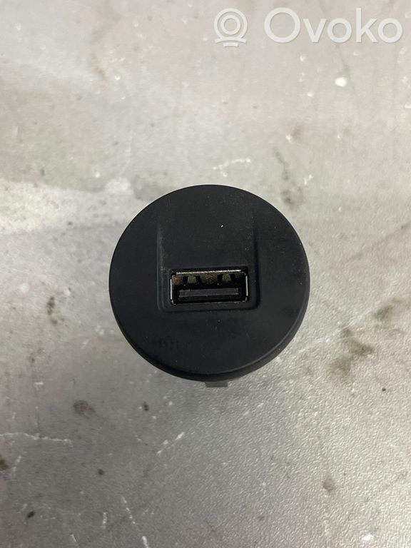 280235412R Renault Master III Connecteur/prise USB, 20,01 € | OVOKO