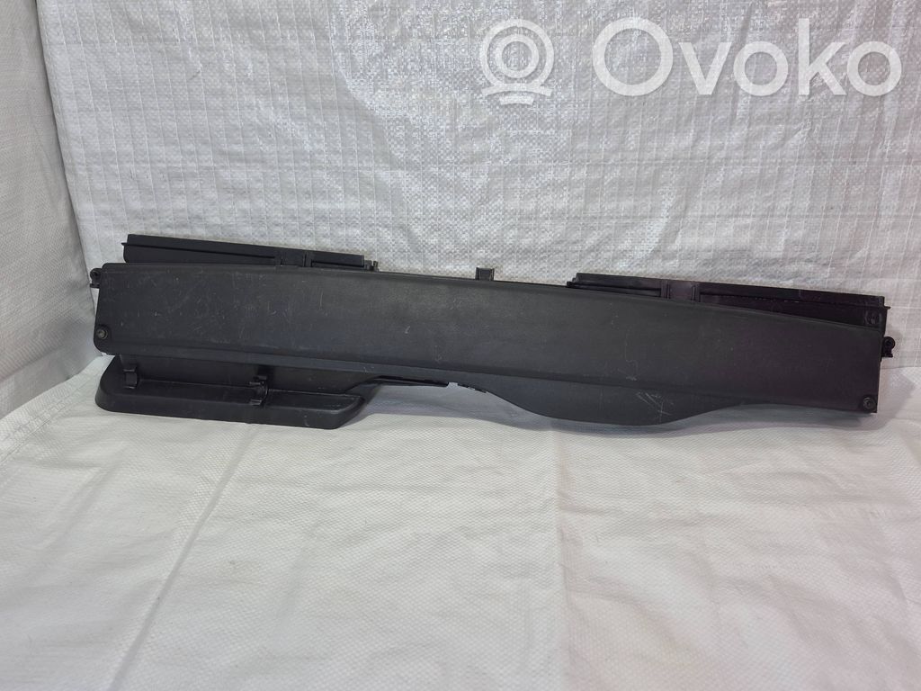 5Q0129254B Skoda Superb B8 (3V) Ilmanoton kanavan osa, 20,00 € | OVOKO