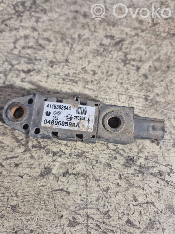 04896059AA Chrysler Grand Voyager IV Capteur de collision / impact de ...