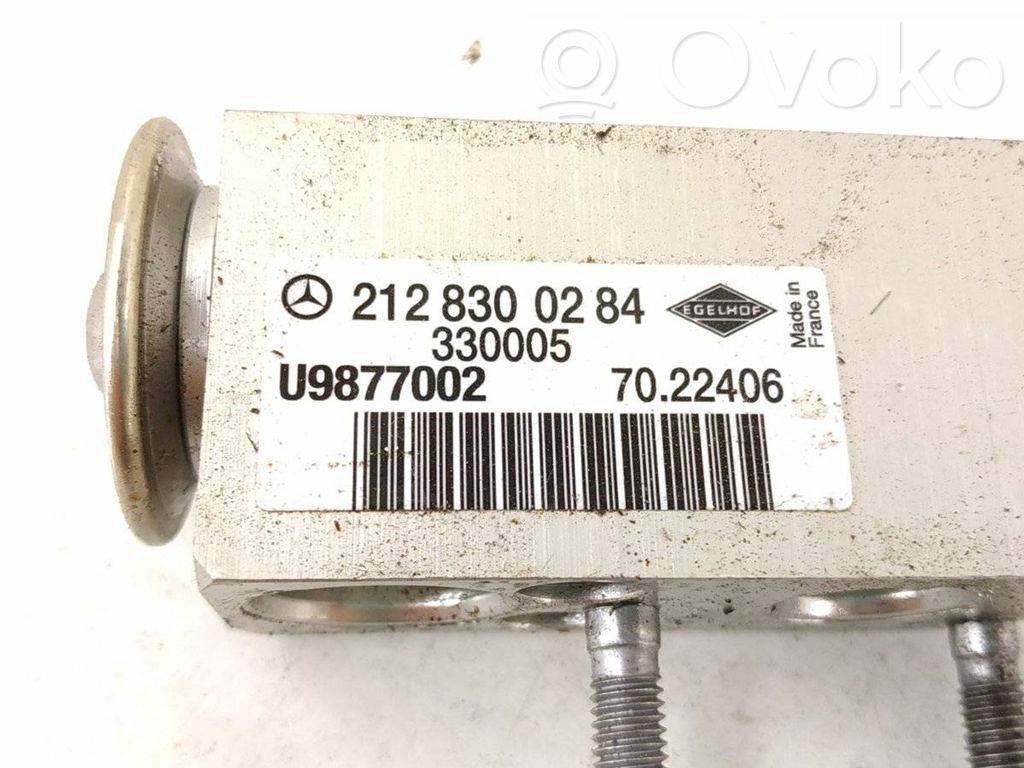 VIA2698 Mercedes-Benz E W212 Condenseur de climatisation 2128300284 ...