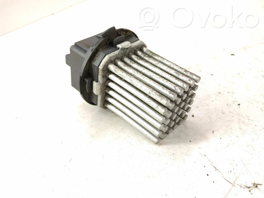 2048707710 Mercedes-Benz E W212 Heater blower fan relay, €27.59 | RRR