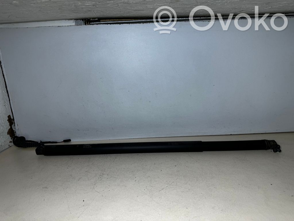 5E9827852F Skoda Octavia Mk3 (5E) Tailgate/trunk/boot lift motor, €192. ...