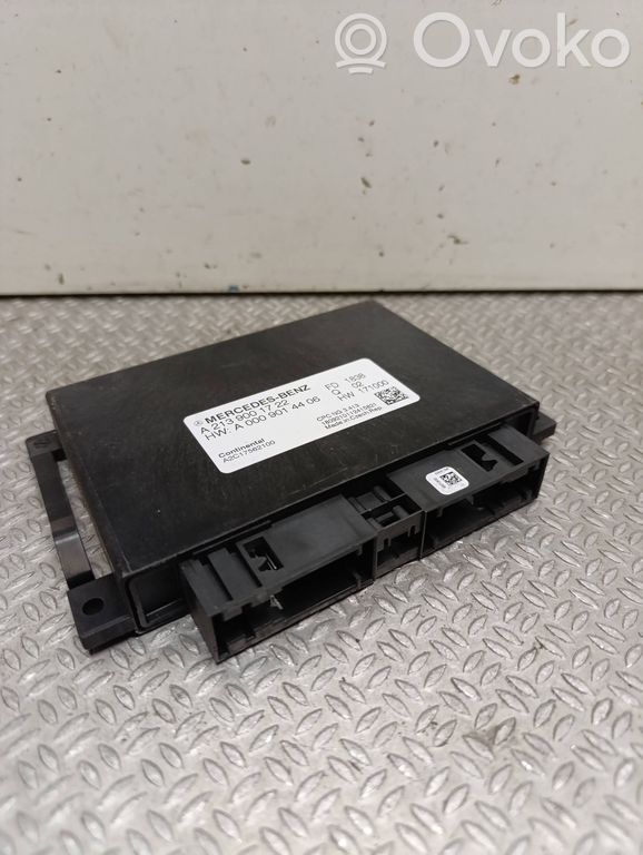 A2139001722 Mercedes-Benz Sprinter W907 W910 Gearbox control unit ...