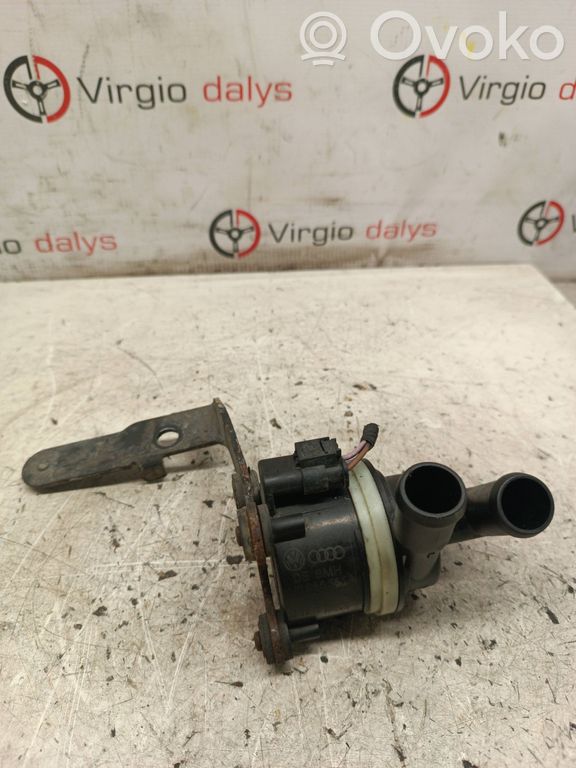 5N0965561A Volkswagen Caddy Electric auxiliary coolant/water pump, €24. ...