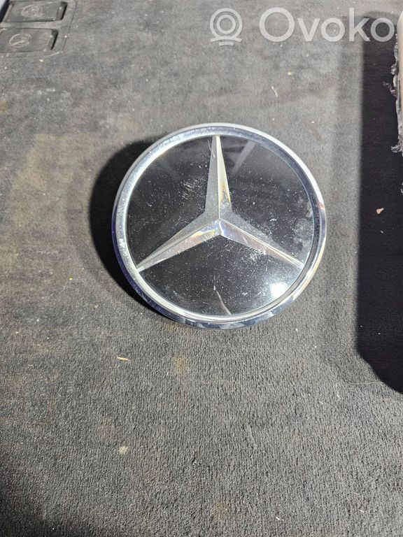 A1648880411 Mercedes-Benz E W212 Gamintojo ženkliukas, 80,00 € | RRR