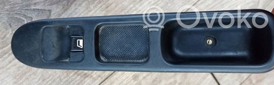 96498420XT Peugeot 307 Support bouton lève vitre porte avant, 13,20 ...