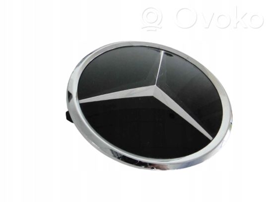 A0008880011 Mercedes-Benz C AMG W205 Logo, emblème, badge, 90,00 € | OVOKO
