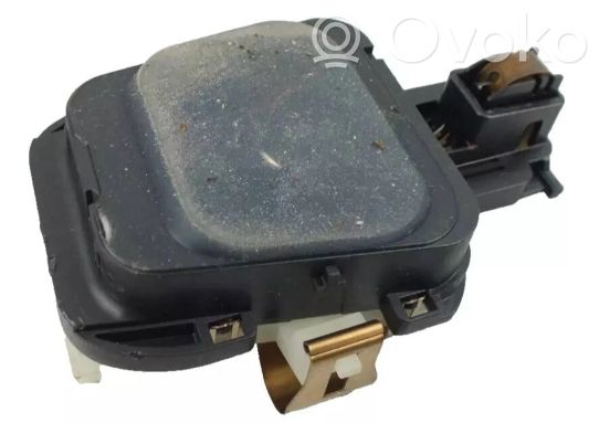 A2139002724 Mercedes-Benz E W213 Capteur de pluie, 15,00 € | OVOKO