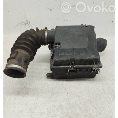 6020940404 Mercedes-Benz E W124 Boîtier de filtre à air, 25,00 € | OVOKO