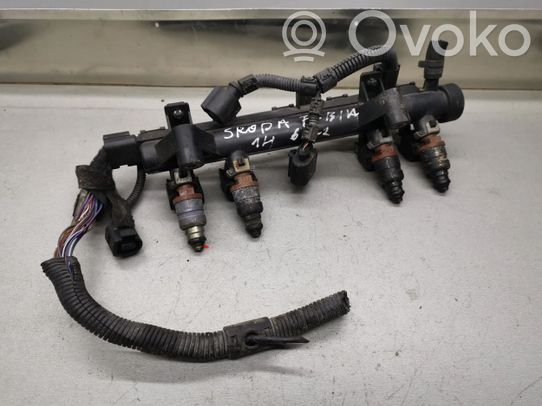 047906031 Skoda Fabia Mk1 (6Y) Kit d'injecteurs de carburant, 40,00 ...