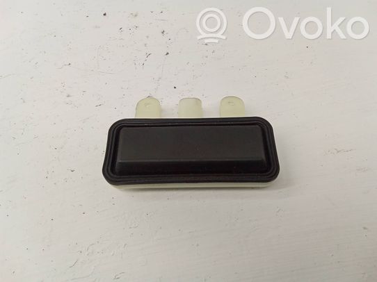 2218702410 Mercedes-Benz E W212 Interrupteur d'ouverture de coffre, 5 ...