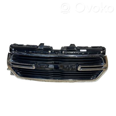 68366528AH Dodge RAM Grille calandre supérieure de pare-chocs avant ...
