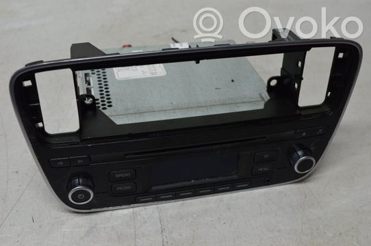 1S0035156A Volkswagen Up Unité principale radio / CD / DVD / GPS, 141 ...