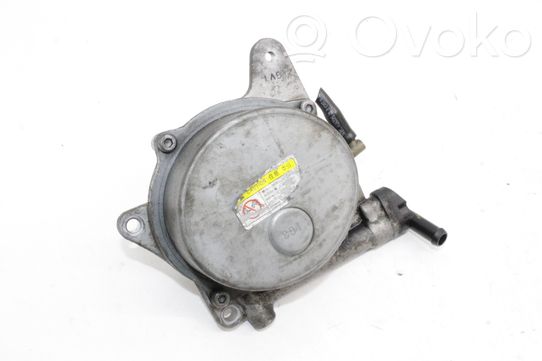 288102F000 Hyundai ix35 Pompe à vide, 3,75 € | OVOKO